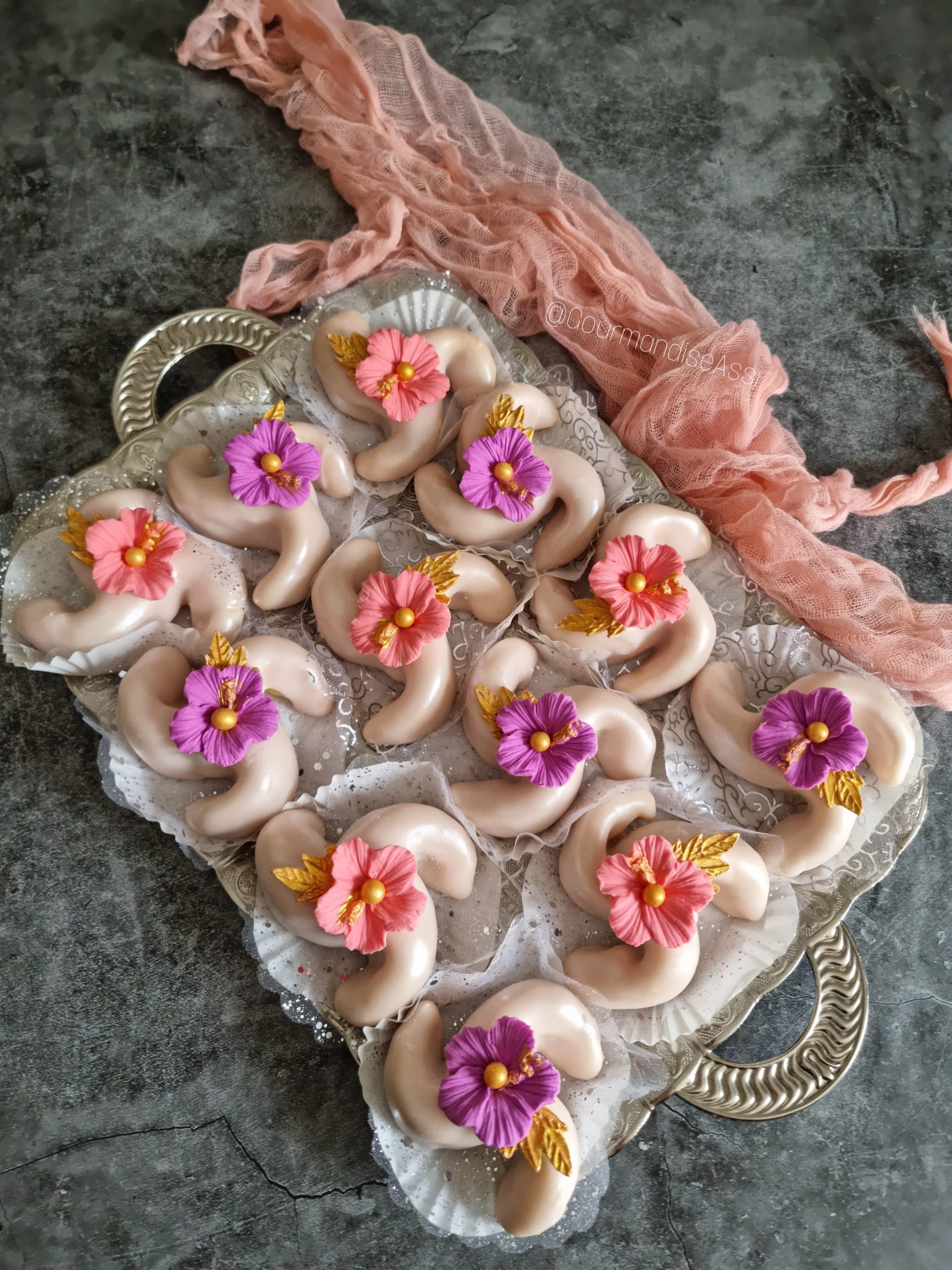 Arayech aux Amandes { Gâteaux Algériens} | Gourmandise Assia