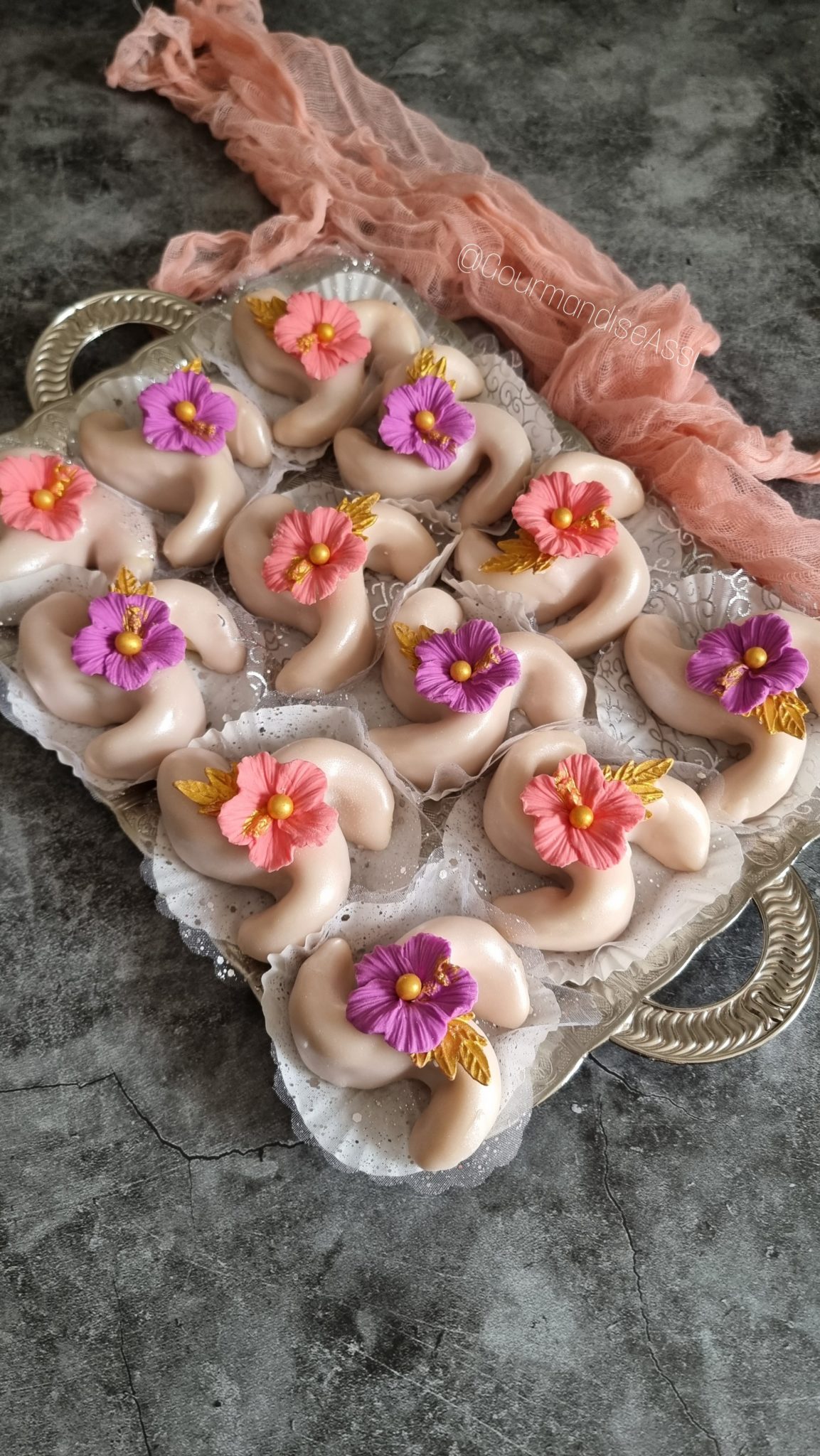 Arayech aux Amandes { Gâteaux Algériens} | Gourmandise Assia