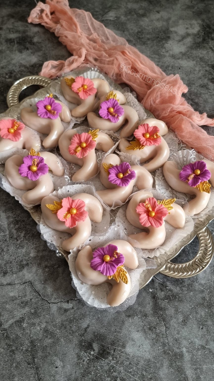 Arayech aux Amandes { Gâteaux Algériens} | Gourmandise Assia