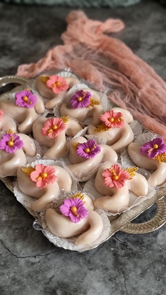 Arayech aux Amandes { Gâteaux Algériens} | Gourmandise Assia