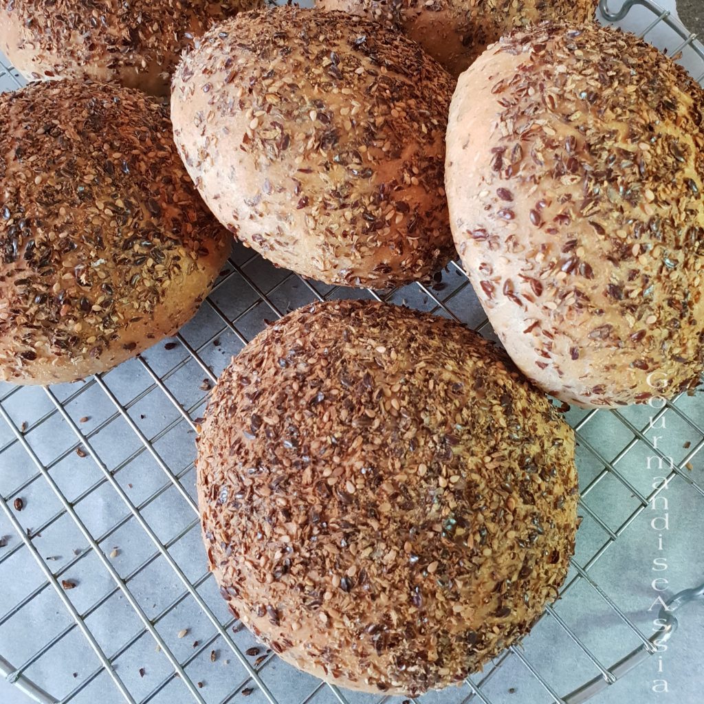 Pain aux Sésames et Chia sur PooliSh d'Eric Kayser | Gourmandise Assia