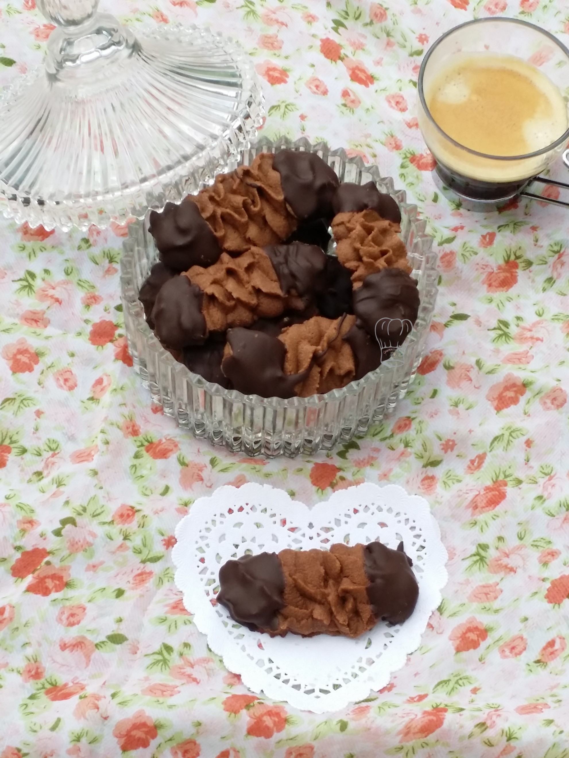 Biscuits Viennois au Chocolat ou Spritz sans Oeufs | Gourmandise Assia