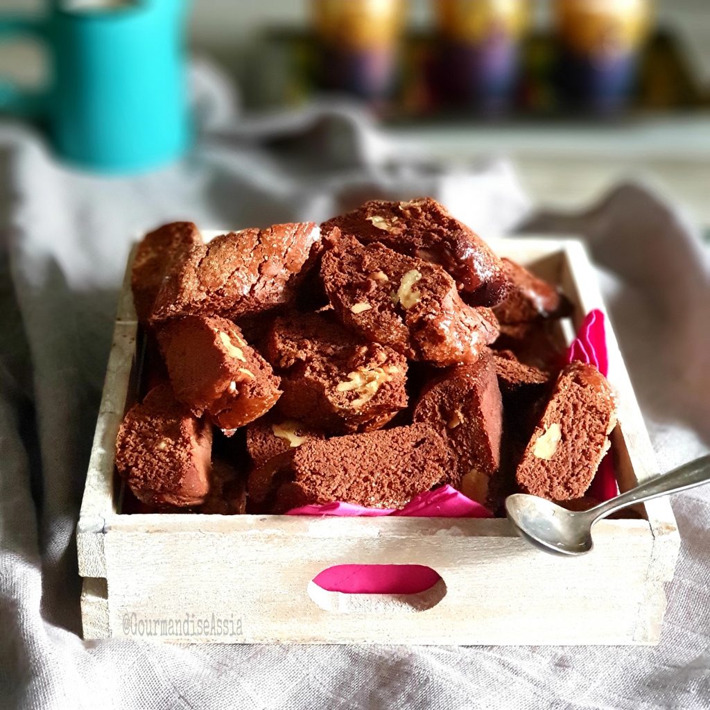 Croquets ou Croquants au Chocolat et Noix | Gourmandise Assia