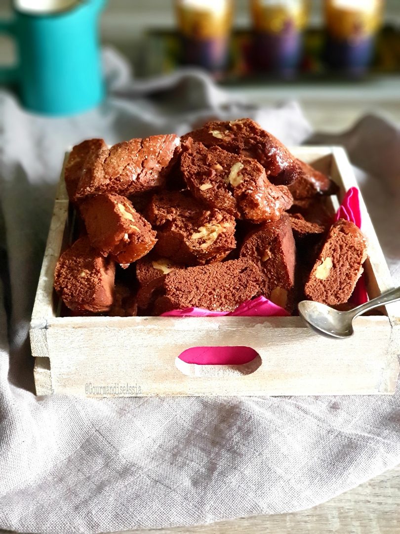 Croquets ou Croquants au Chocolat et Noix | Gourmandise Assia